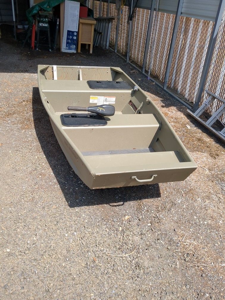 2017 Tracker Topper 10w for Sale in Lacey, WA - OfferUp