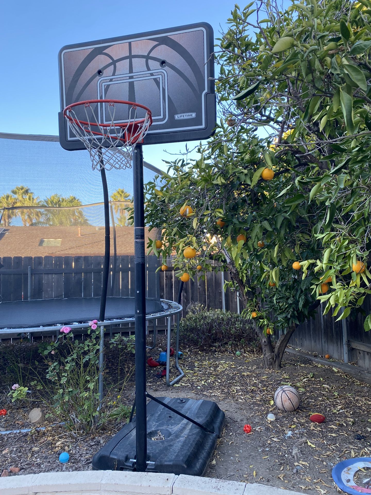 Free Basketball Hoop for Sale in La Mesa, CA - OfferUp