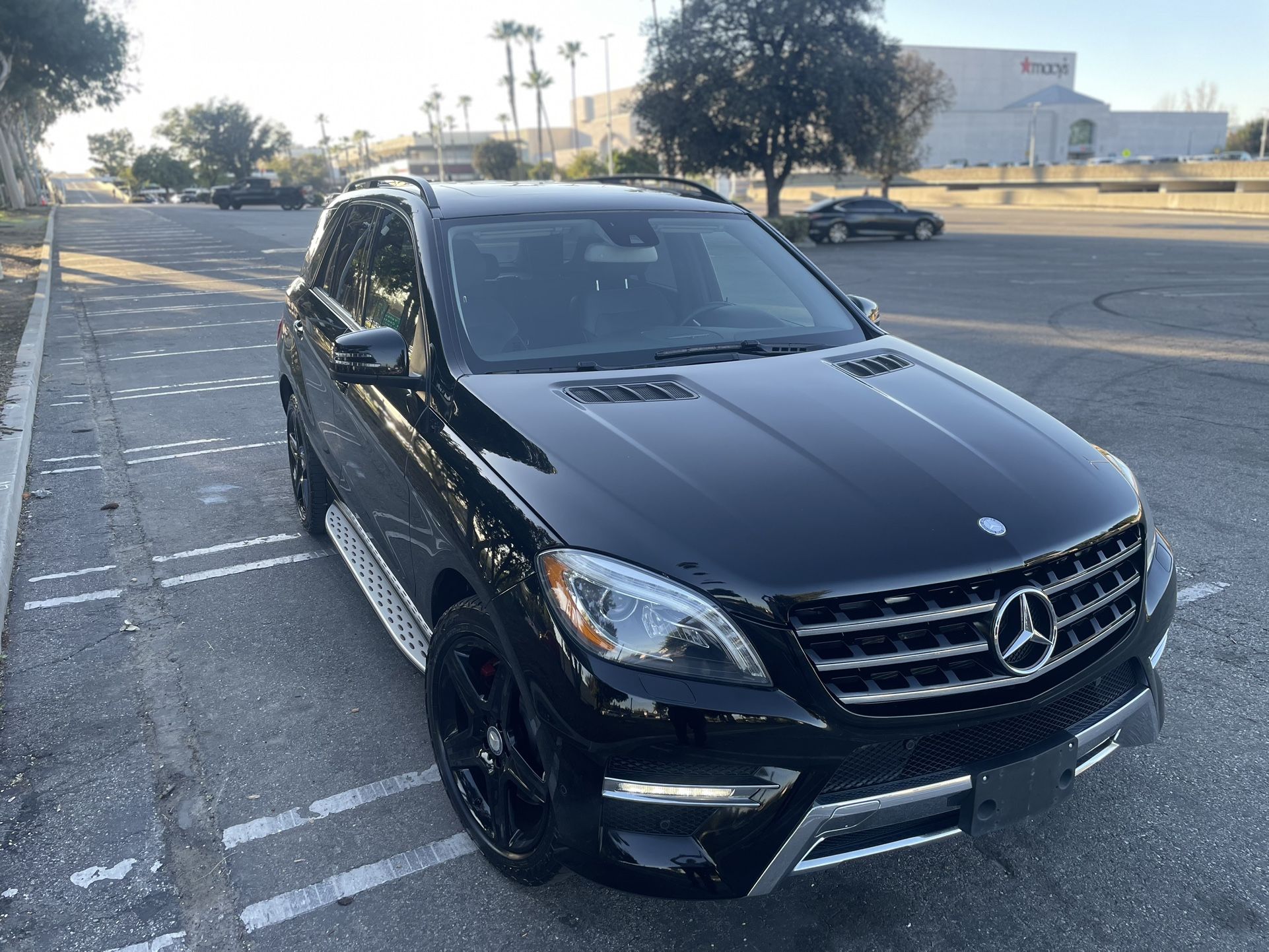 2012 Mercedes-Benz ML-Class for Sale in Los Angeles, CA - OfferUp