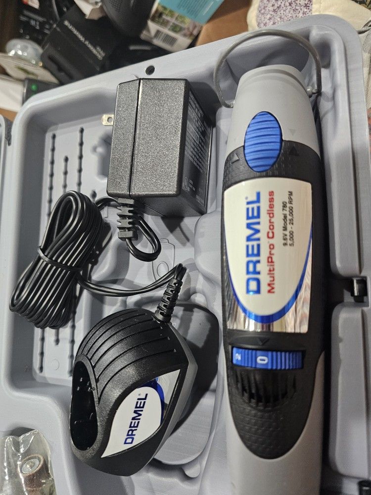 Dremel 780 store