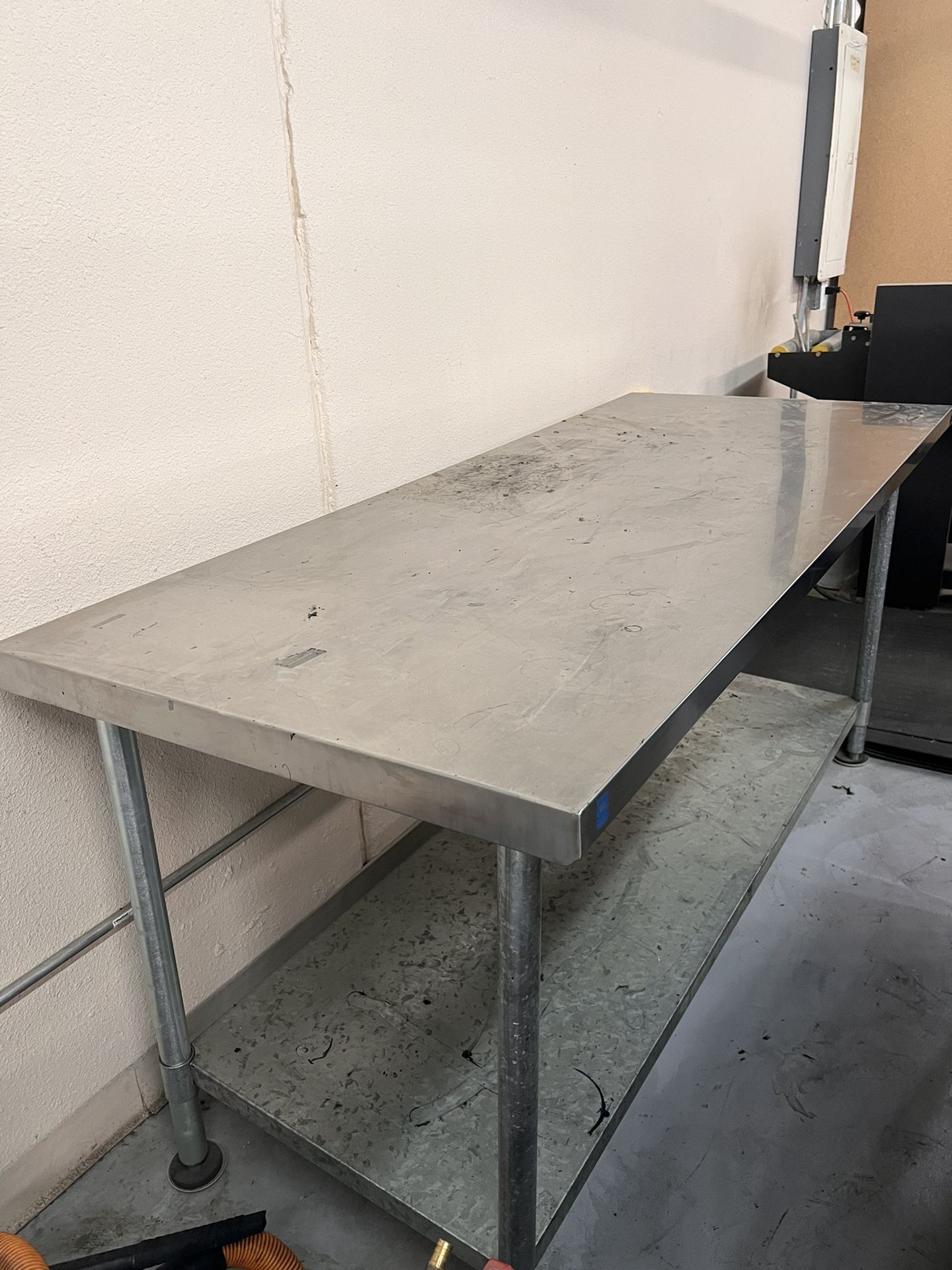 Metal Table for Sale in Fresno, CA - OfferUp