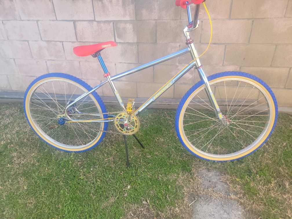 1987 Peugeot Pipeline Looptail 26-inch BMX Cruiser for Sale in Lynwood ...
