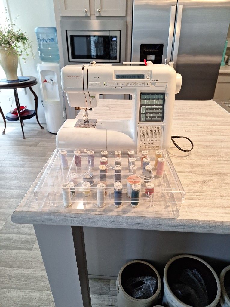 Janome Memory Craft 4000 for Sale in Clearwater, FL - OfferUp