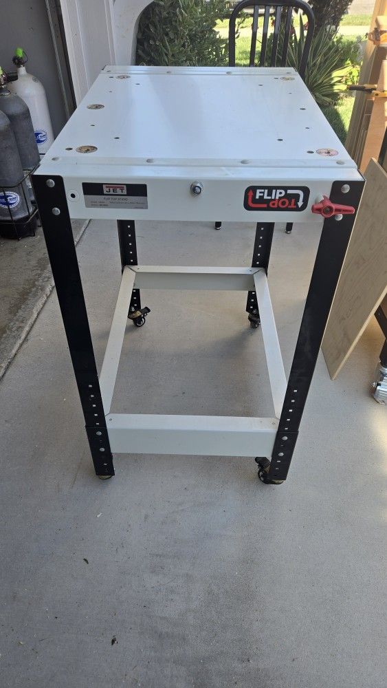 Space Saving Flip Top Jet Table for Sale in Redondo Beach, CA - OfferUp