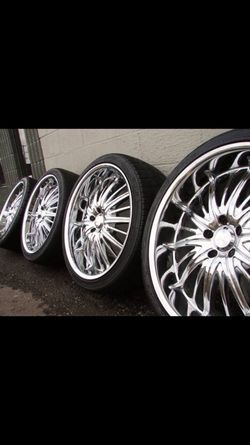 22" AKUZA CHROME 5-LUG WHEELS AND TIRES for Sale in Warren, MI - OfferUp