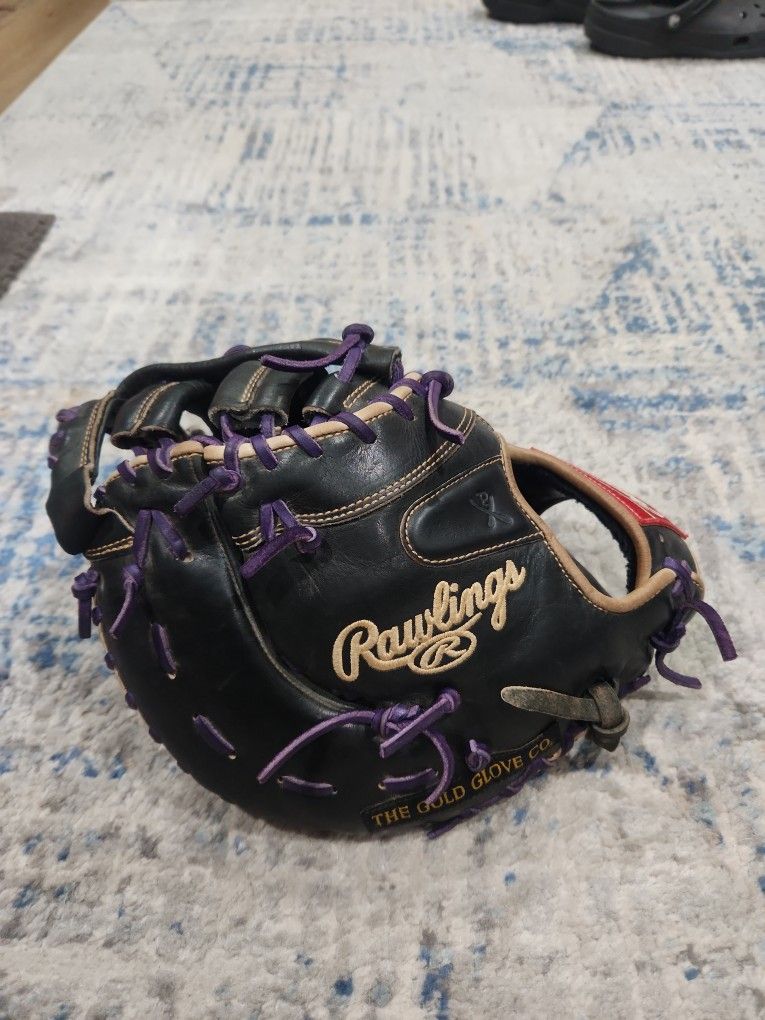 Rawlings 1st Base Glove for Sale in City Of Industry, CA - OfferUp