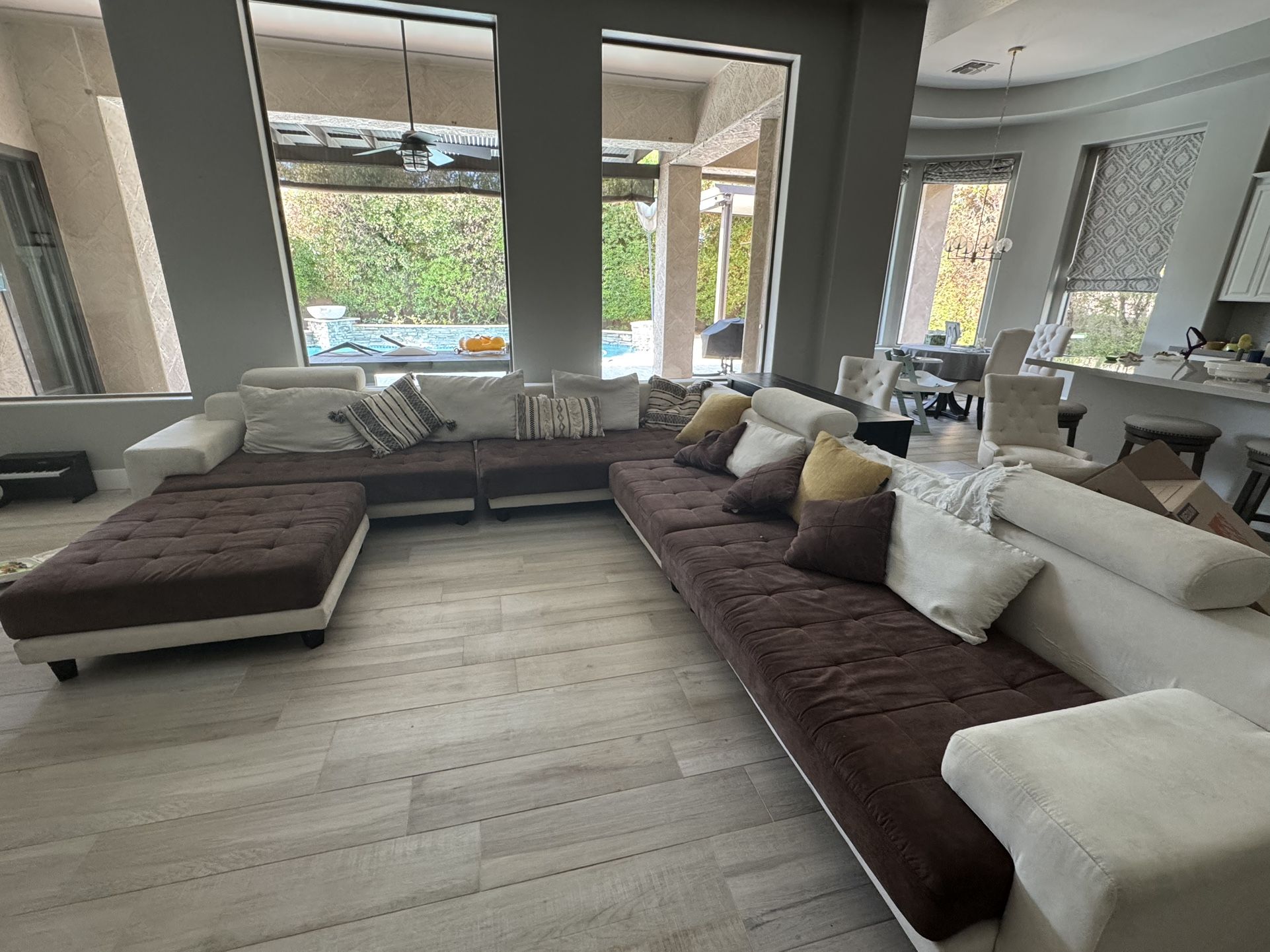 Large L Shaped Sectional for Sale in Chandler, AZ - OfferUp
