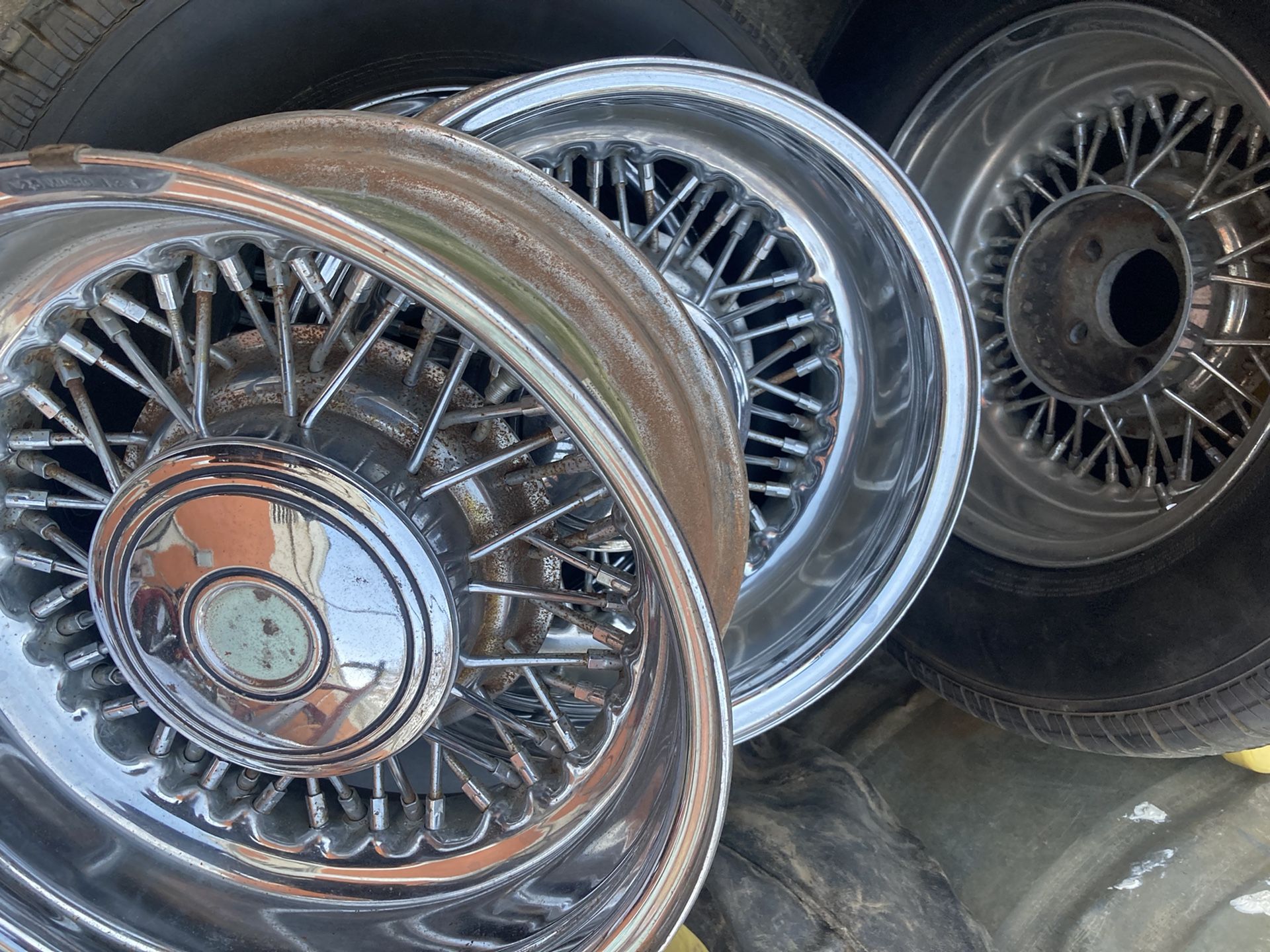 Tru Classic Wire Wheels Spoke Rims for Sale in Santa Clarita, CA - OfferUp