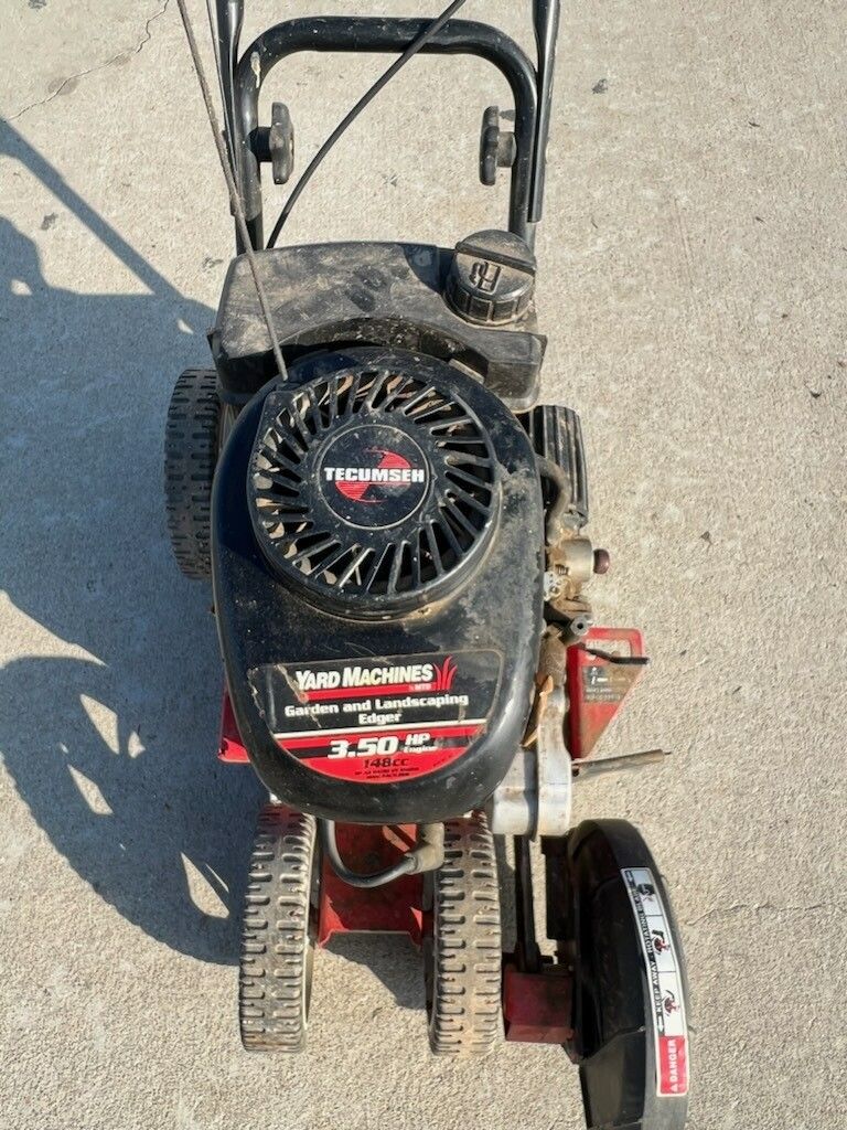 Tecumseh Yard Machine 3.5 hp - Gas Power Edger for Sale in Ontario, CA ...