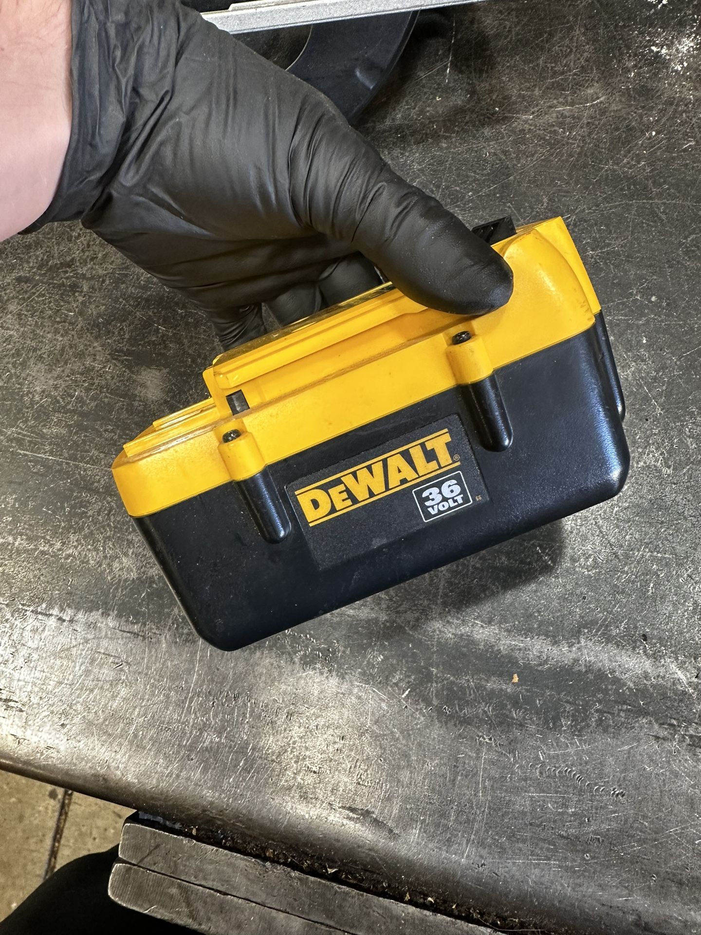 Dewalt 36v Power Hammer Drill DC900 Cordless Circular Saw DC300 ...