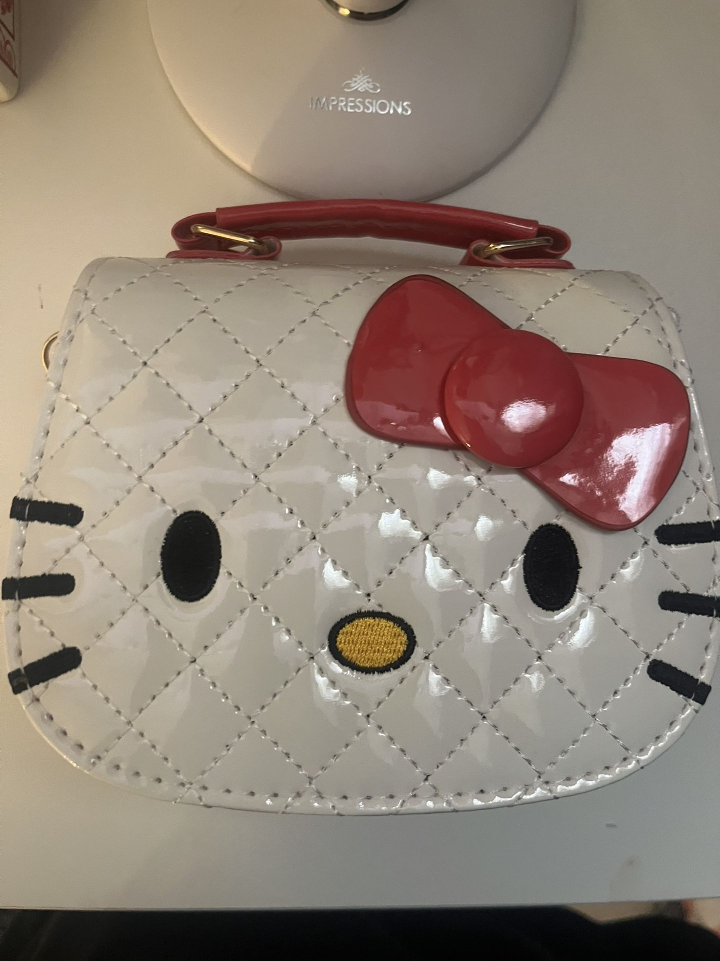 HELLO KITTY PURSE for Sale in South Gate, CA - OfferUp