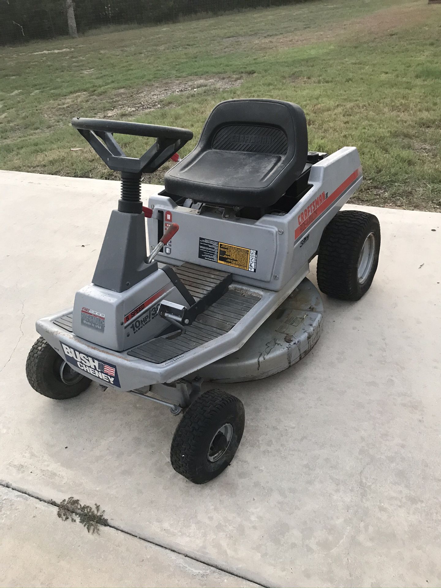 Vintage CRAFTSMAN Riding Lawnmower for Sale in San Antonio, TX - OfferUp