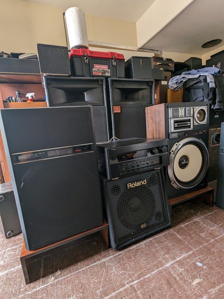 Sansui SP Z77 HiFi Speakers for Sale in Irvine, CA - OfferUp