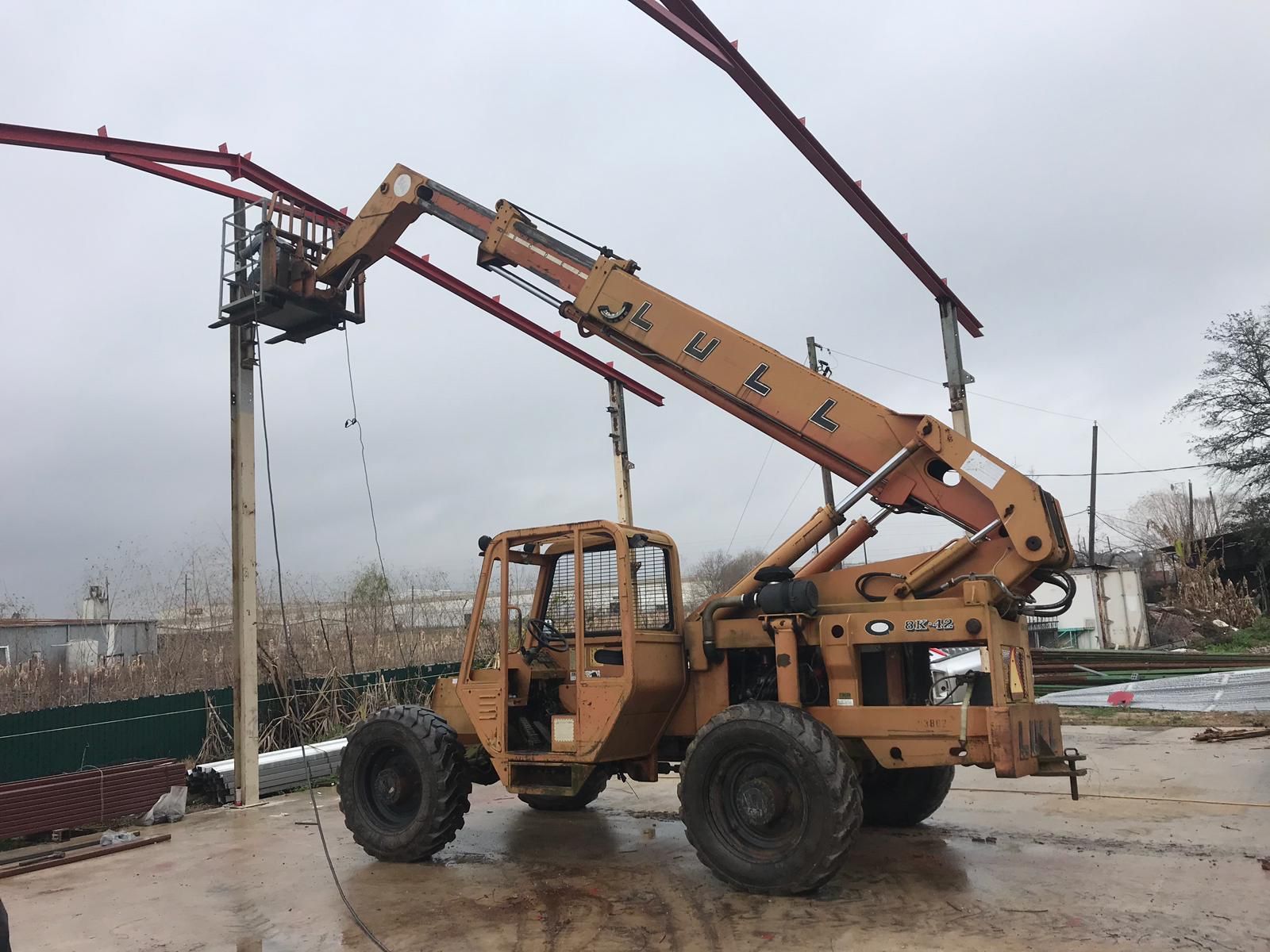 2000 Lull 8K 42 Telescopic Forklift for Sale in Houston, TX - OfferUp