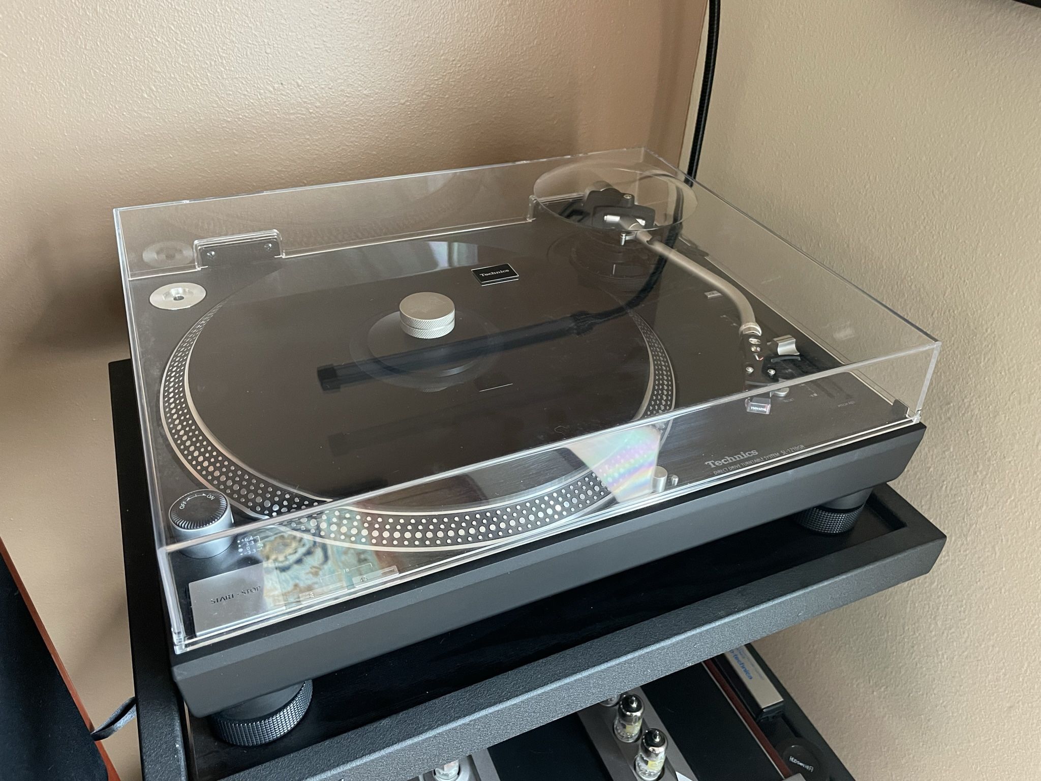 Technics SL-1210 GR Turntable for Sale in Seattle, WA - OfferUp