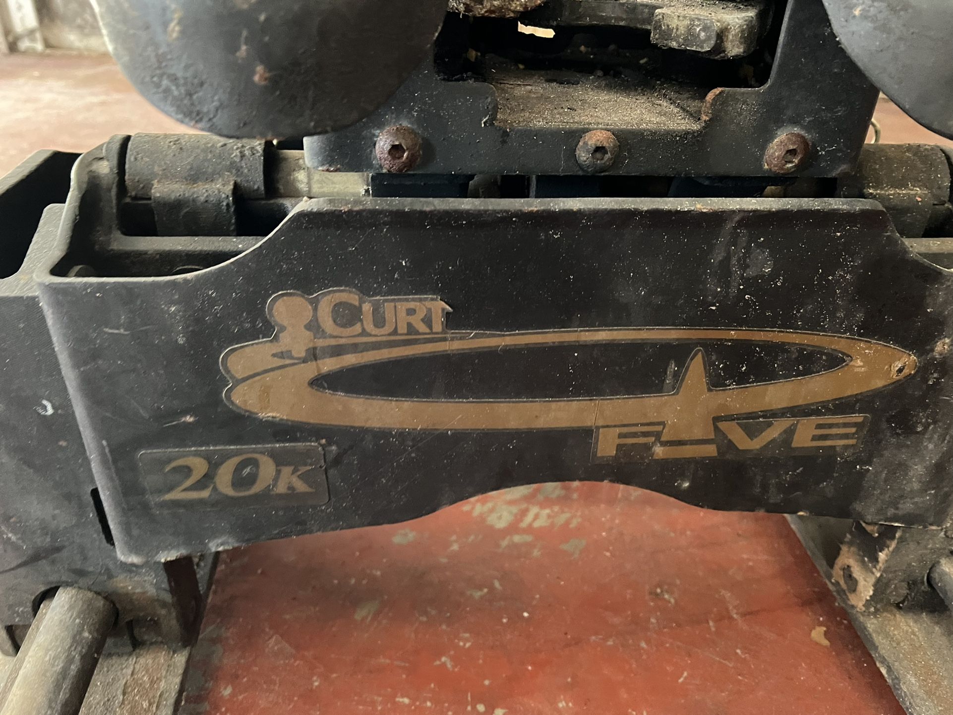 20k Curt 5th Wheel With Rails for Sale in Brooksville, FL - OfferUp