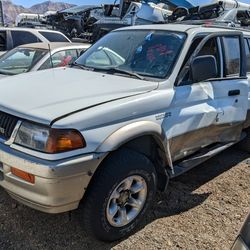 2000 Montero Sport Engine Components