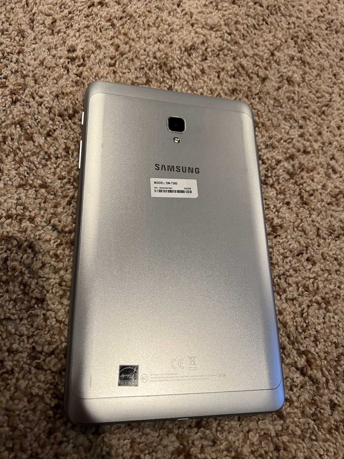 Samsung Galaxy Tab A (SM-T380) for Sale in Agua Dulce, CA - OfferUp