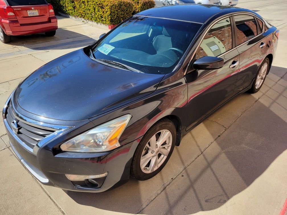 2015 Nissan Altima for Sale in Garden Grove, CA - OfferUp