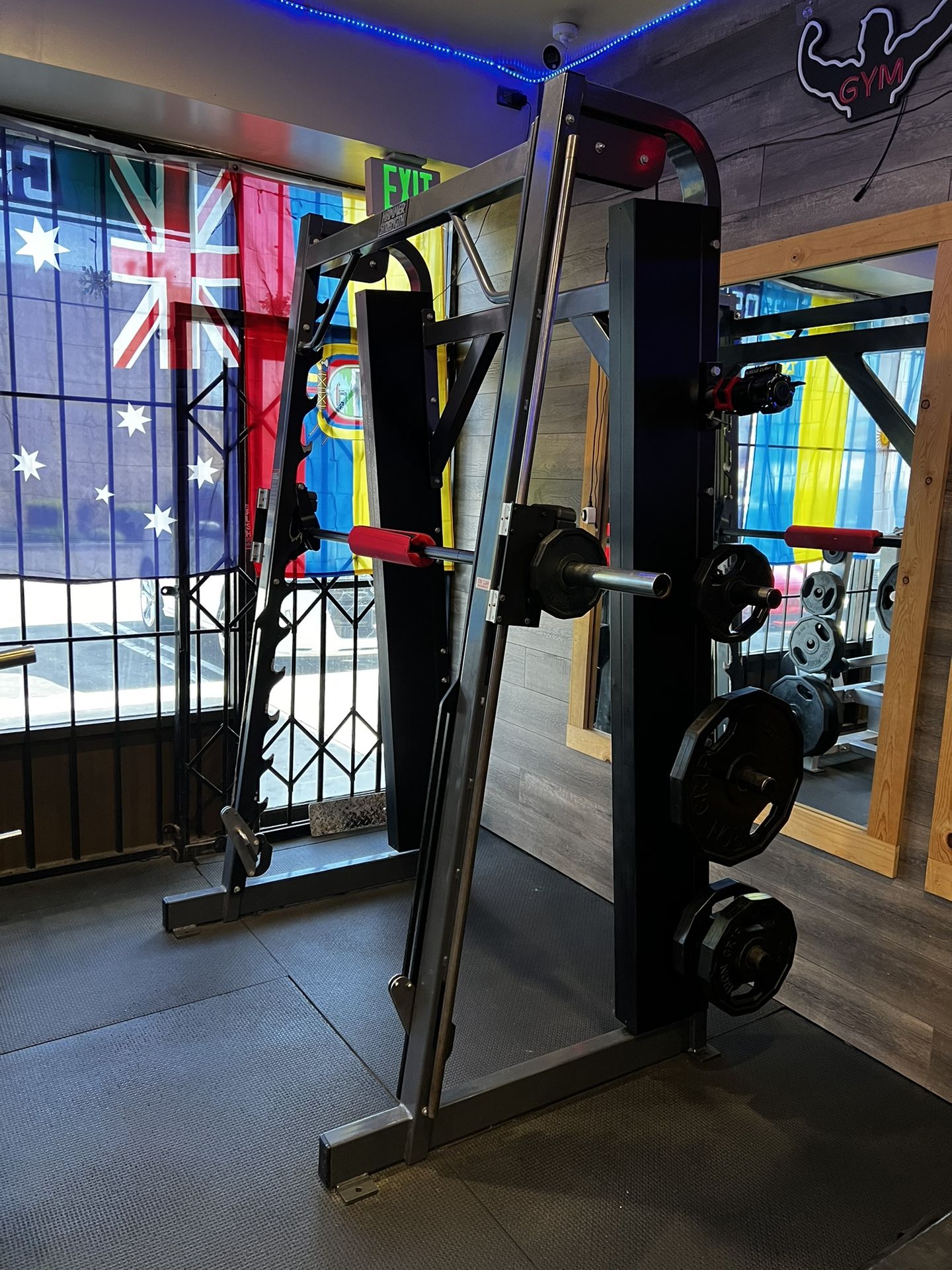 Hammer strength Smith Machine for Sale in Pico Rivera, CA - OfferUp