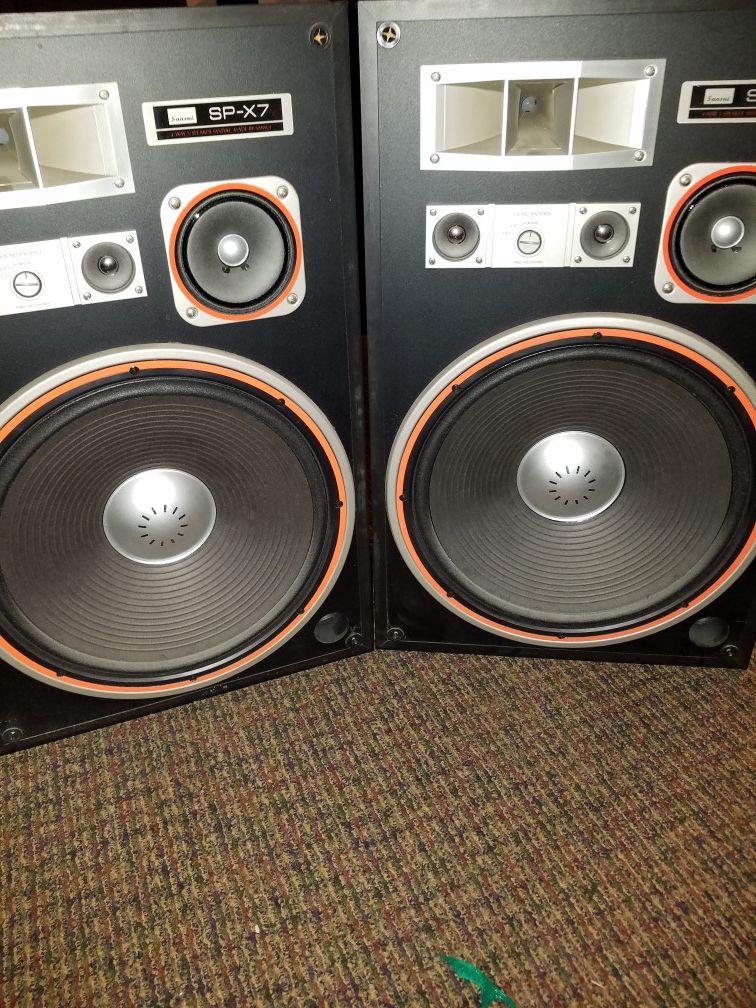 Sansui Speakers