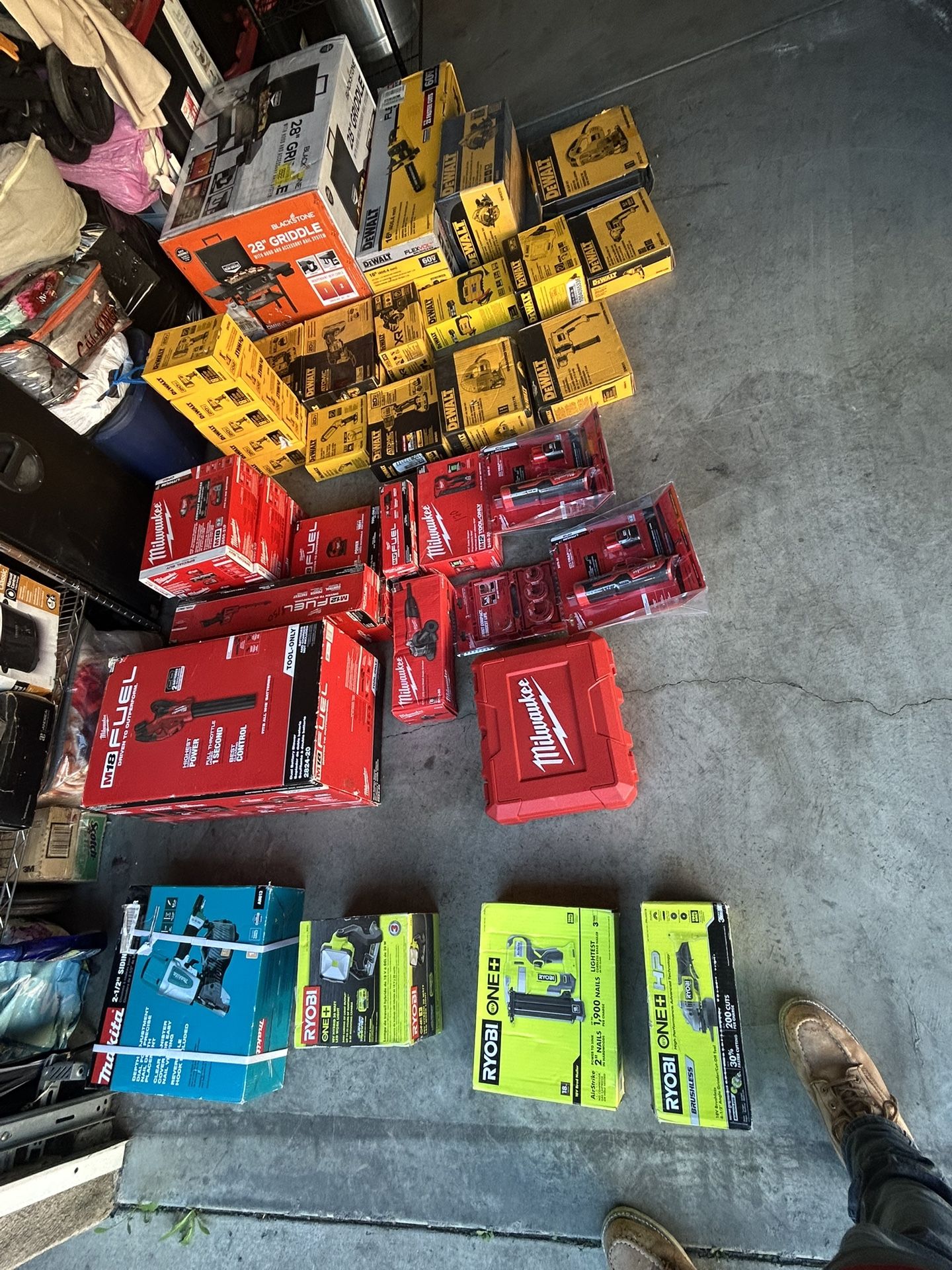 Milwaukee & Dewalt Tools for Sale in South Gate, CA - OfferUp