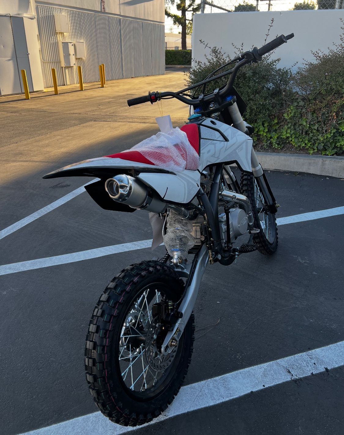 Dirt Bike for Sale in Crystal City, CA - OfferUp