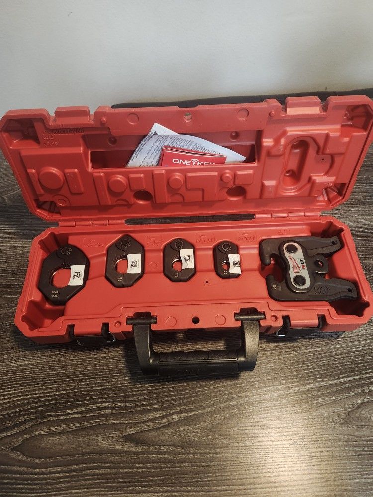 Milwaukee Pivoting Press Ring Kit for Sale in Corona, CA - OfferUp