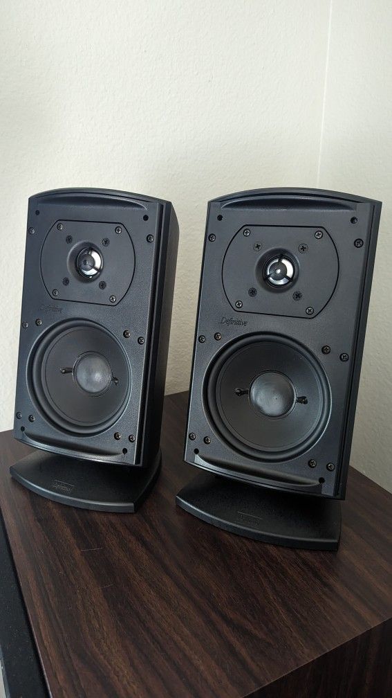 Definitive Technology Speakers for Sale in Phoenix, AZ - OfferUp