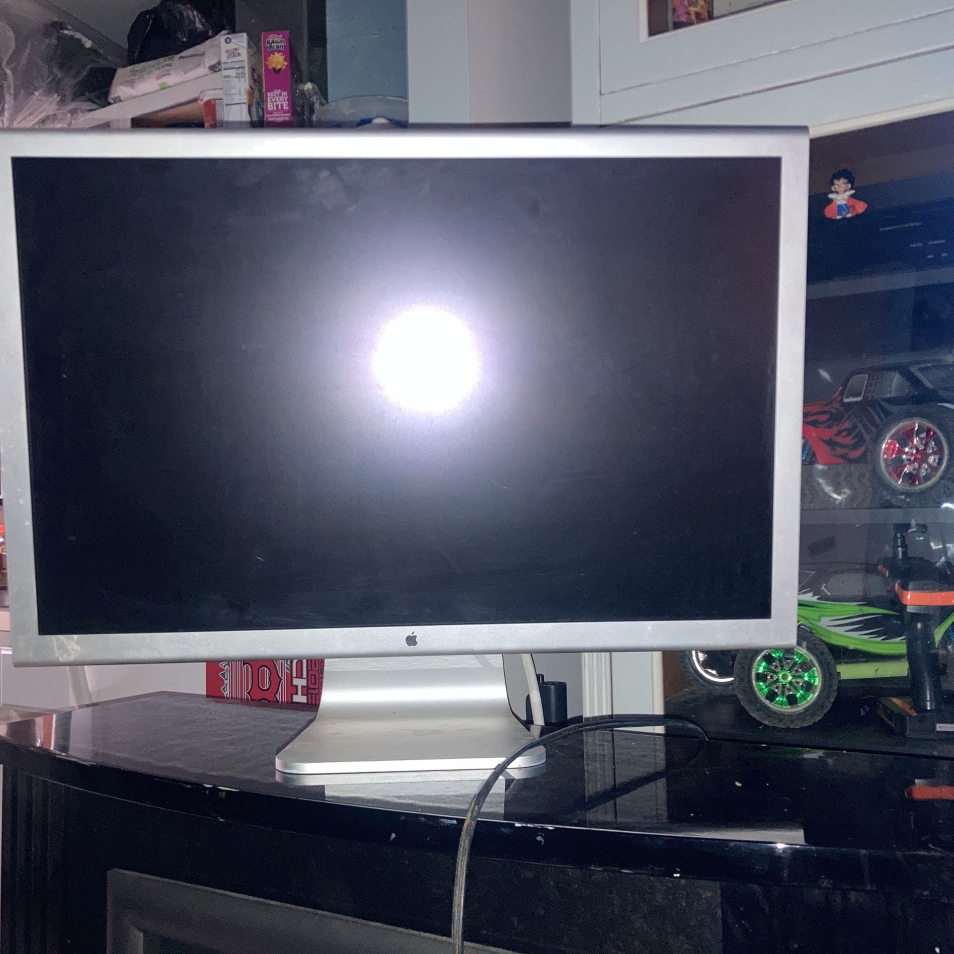 Apple 2005 Computer Monitor for Sale in Boston, MA - OfferUp