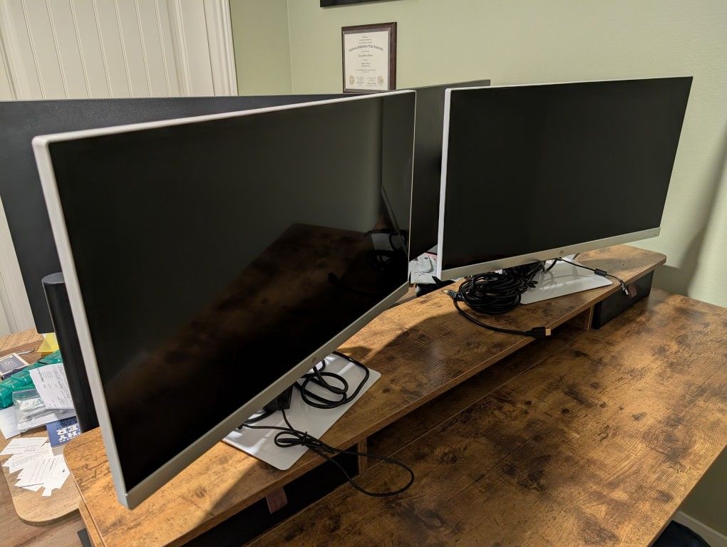 HP 27 inch Flat Screen Monitors With HDMI X2 for Sale in Houston, TX ...