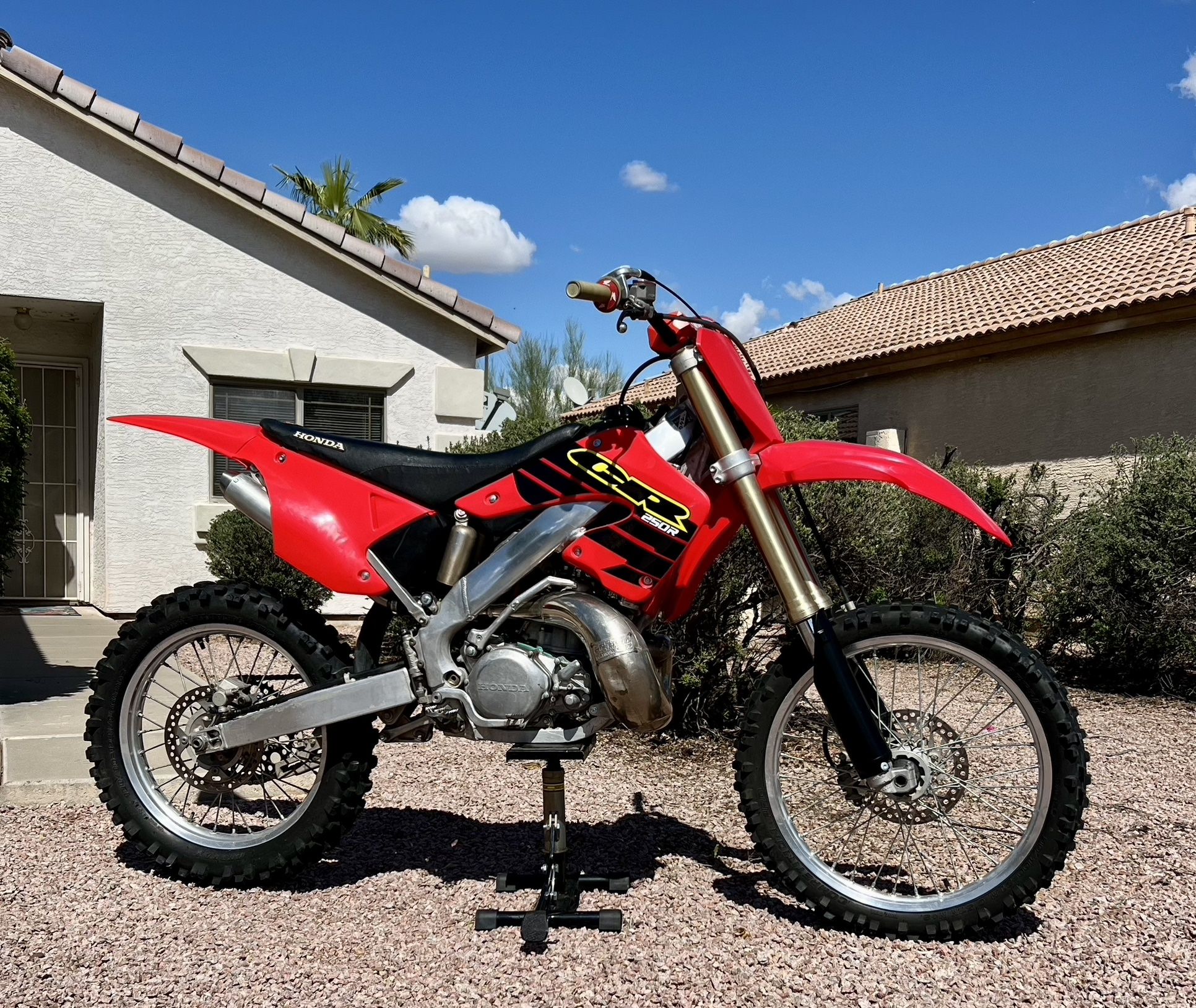 2001 Honda CR250-R for Sale in Gilbert, AZ - OfferUp