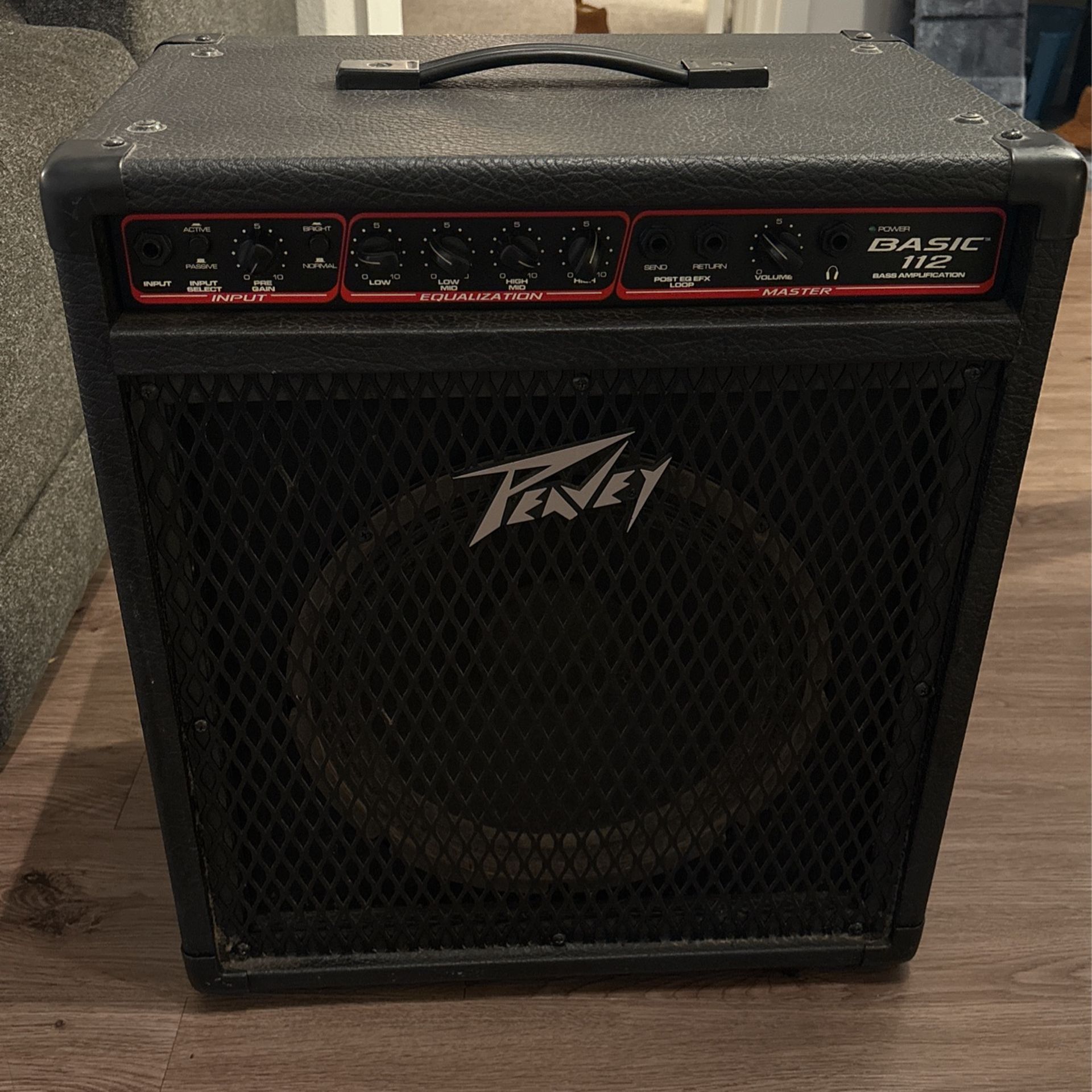 Peavy basic 112 Bass amp for Sale in San Antonio, TX - OfferUp