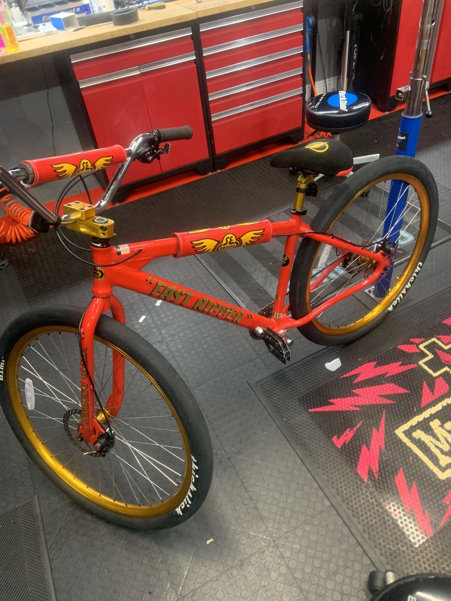 SE RACING Fast Ripper 29" 10 speed Bike-Red Lightning for Sale in ...