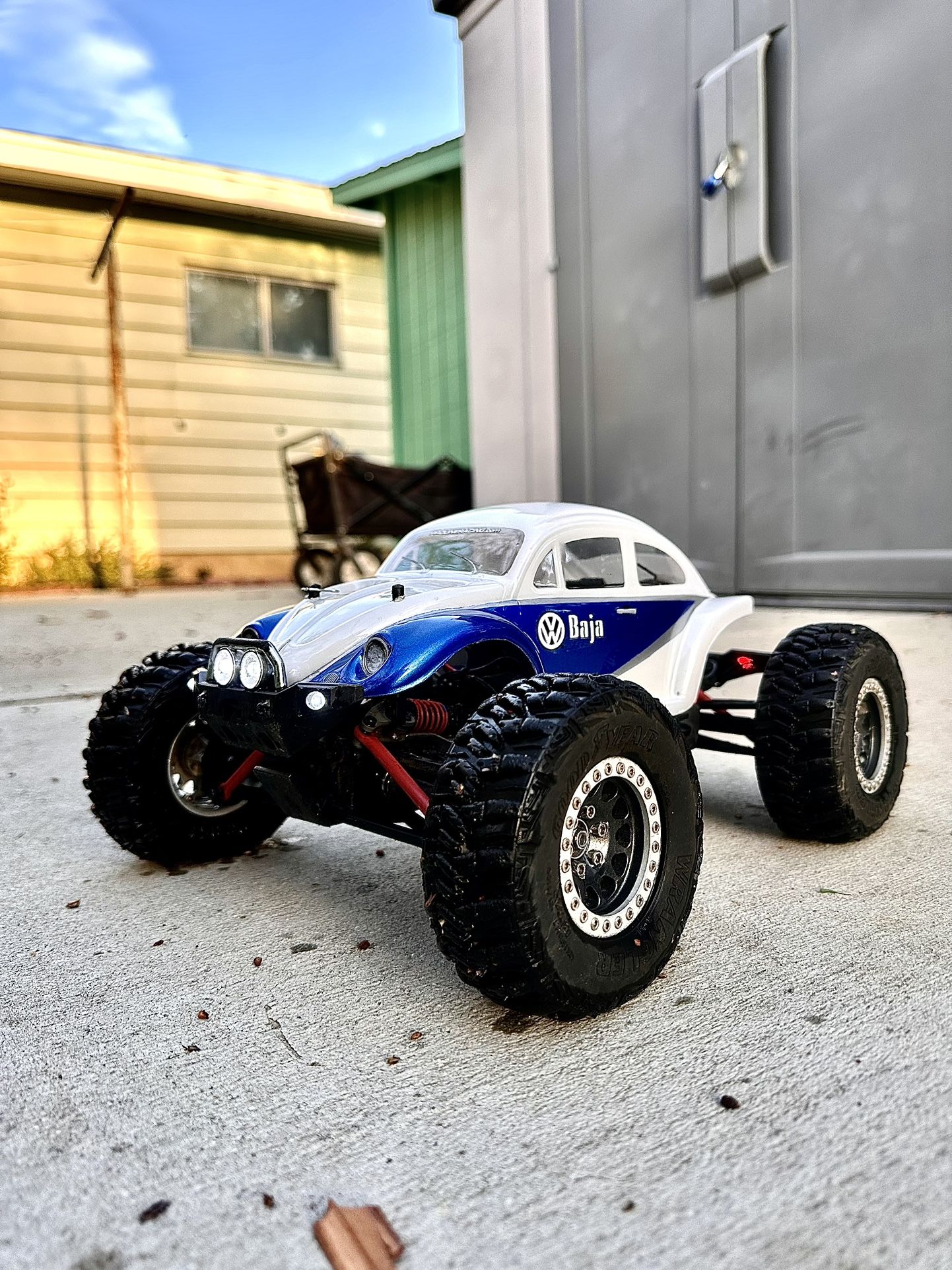 Traxxas Summit CUSTOM for Sale in Riverside, CA - OfferUp