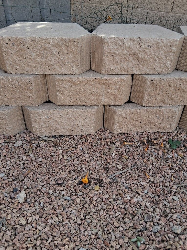 Decorative, Concrete Retaining Wall Blocks for Sale in Chandler, AZ ...