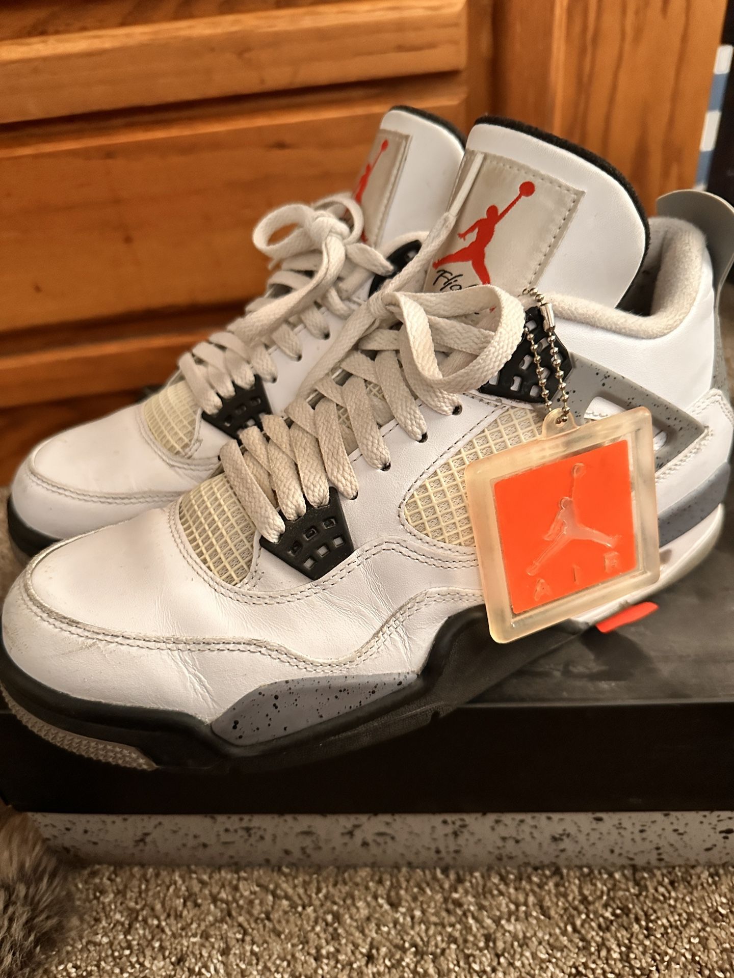 White Cement 4s 2011 for Sale in West Covina, CA - OfferUp