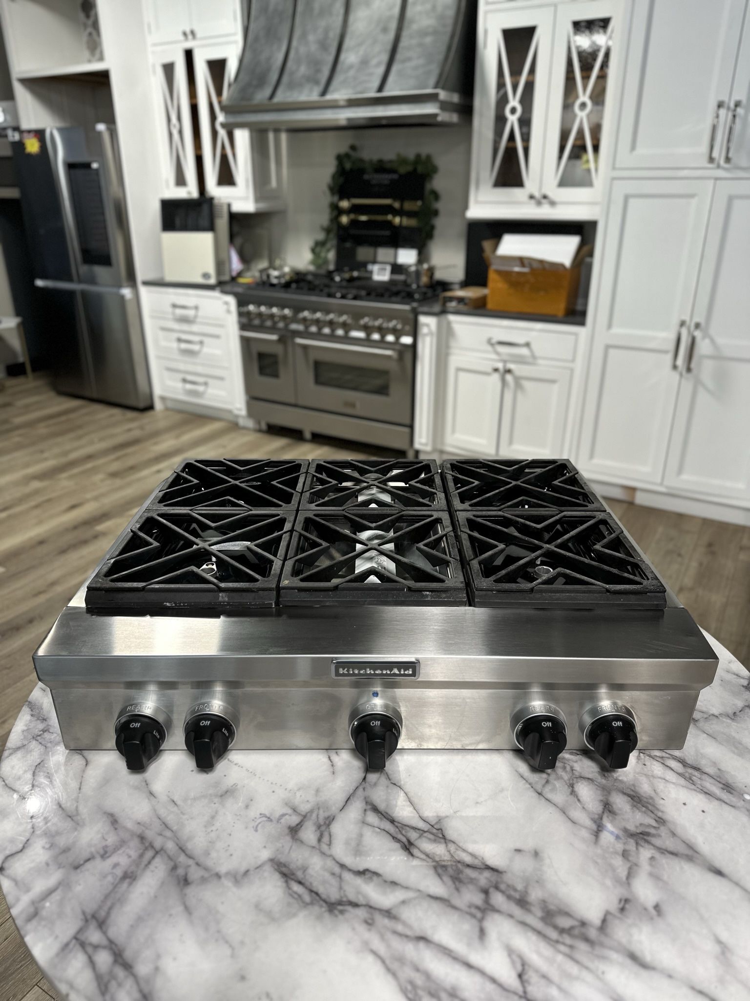 KitchenAid 36-Inch 4 Burner with Grill MOD:KGCU462VSS for Sale in West ...