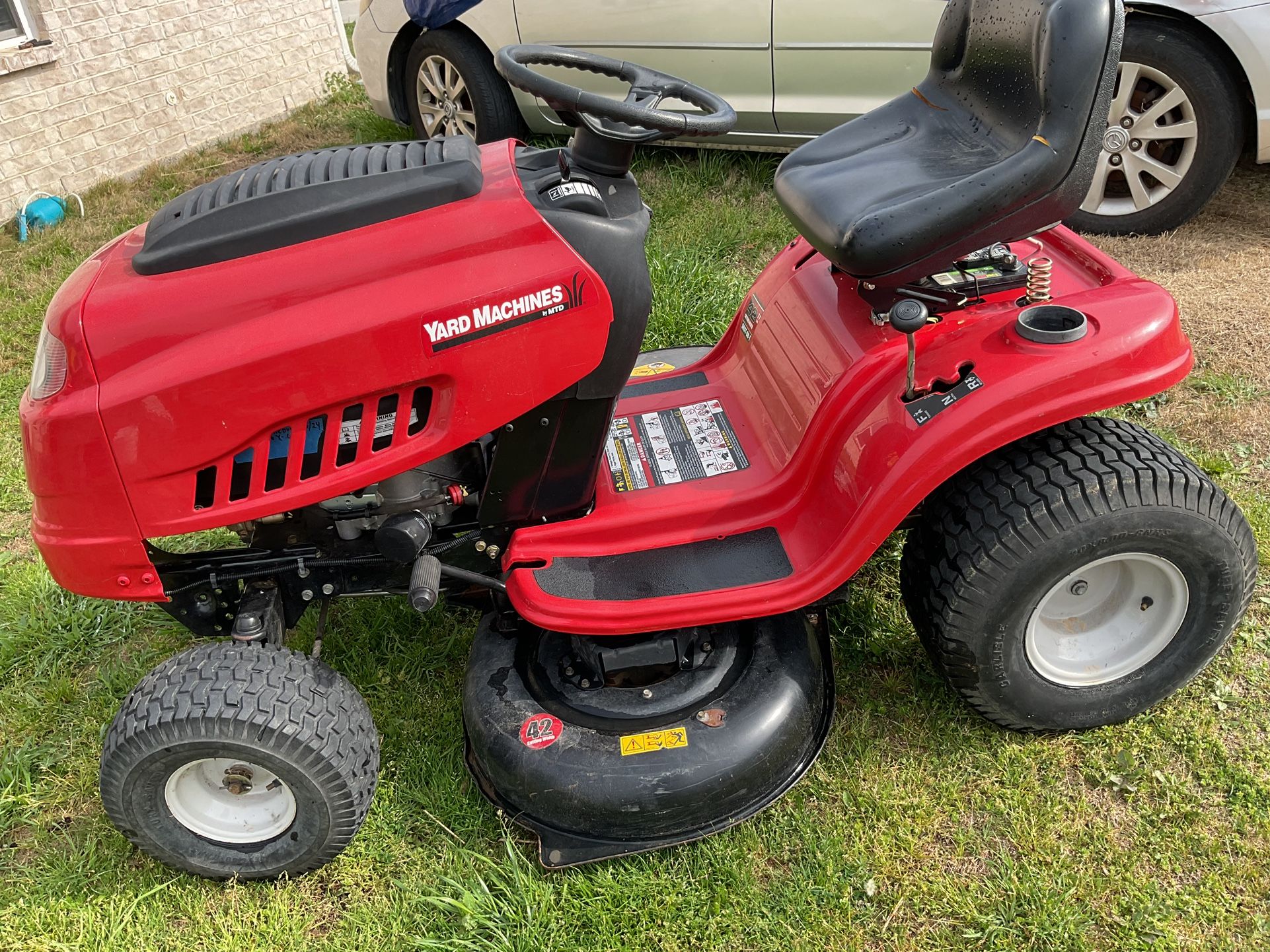 Yard Machines/MTD 42” Riding Mower. 420cc Engine Runs Great for Sale in ...