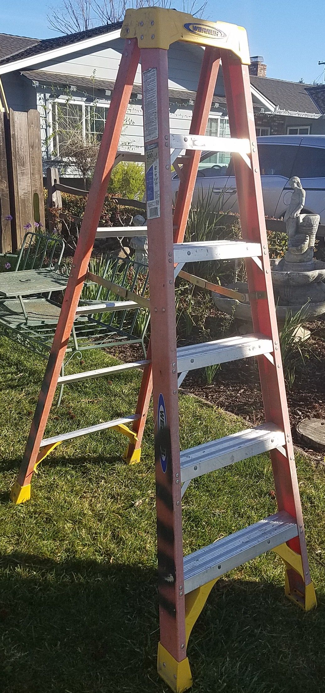 Werner ladder 6ft 300lbs Capasity for Sale in San Jose, CA - OfferUp