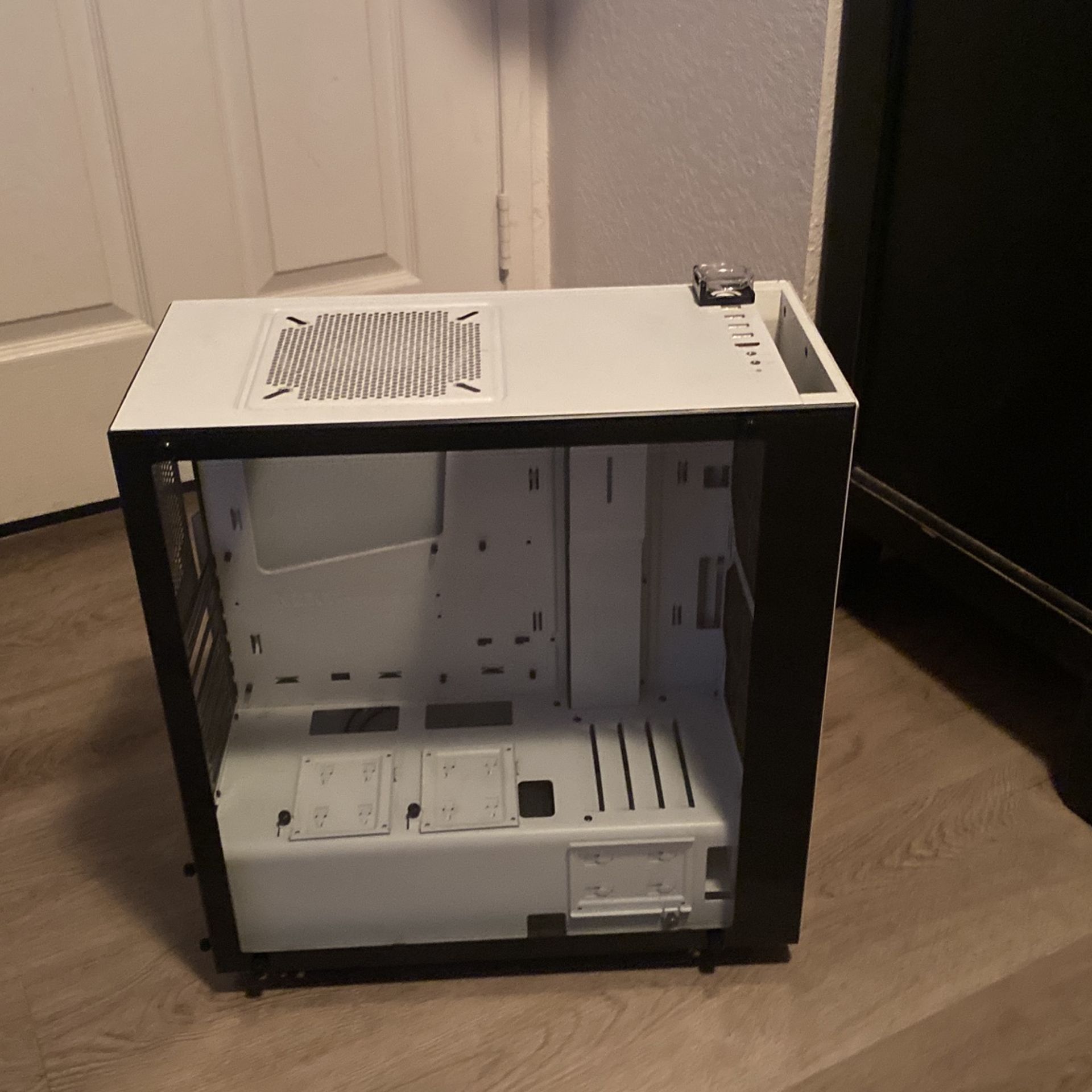 NZXT Case for Sale in Moreno Valley, CA - OfferUp