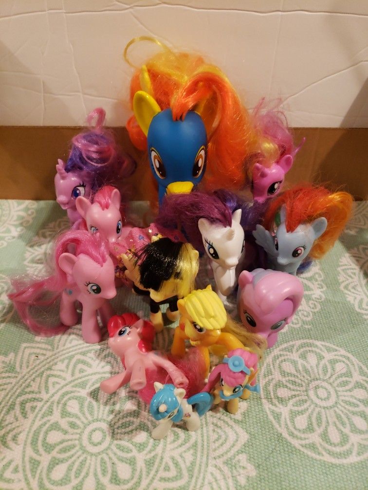 Authentic Hasbro My Little Pony MLP Figures Lot Of 13 C for Sale in ...