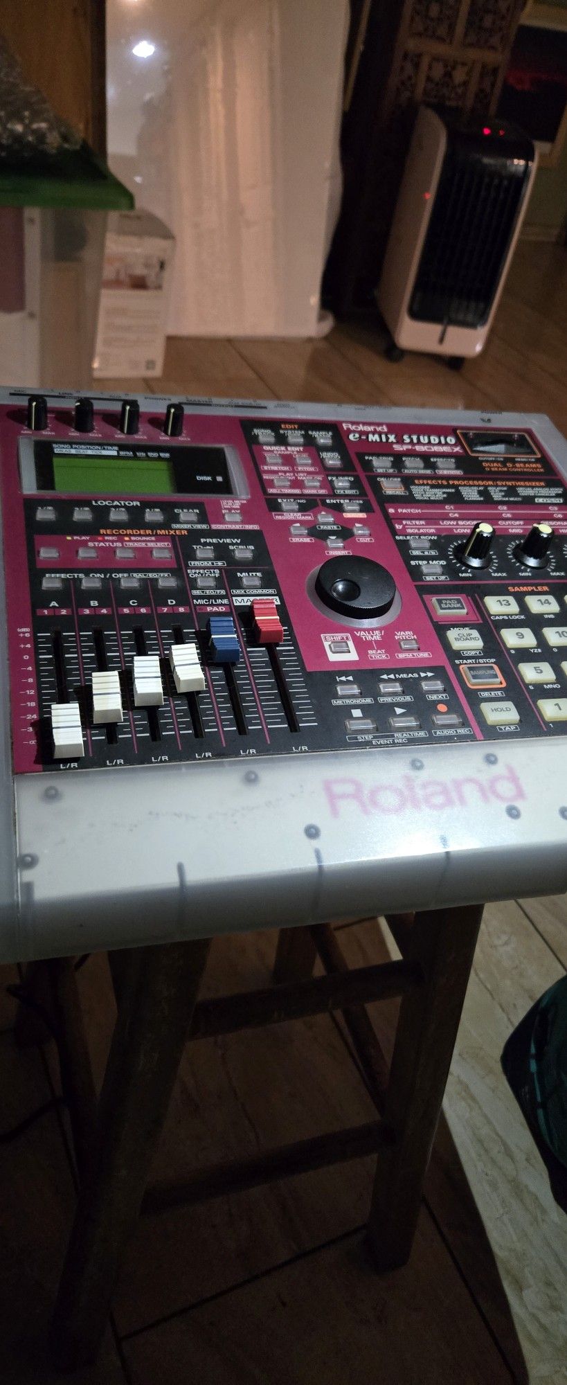 Roland E-MIX studio SP-808EX Exellent Working Condition, 2 Zipdisk ...