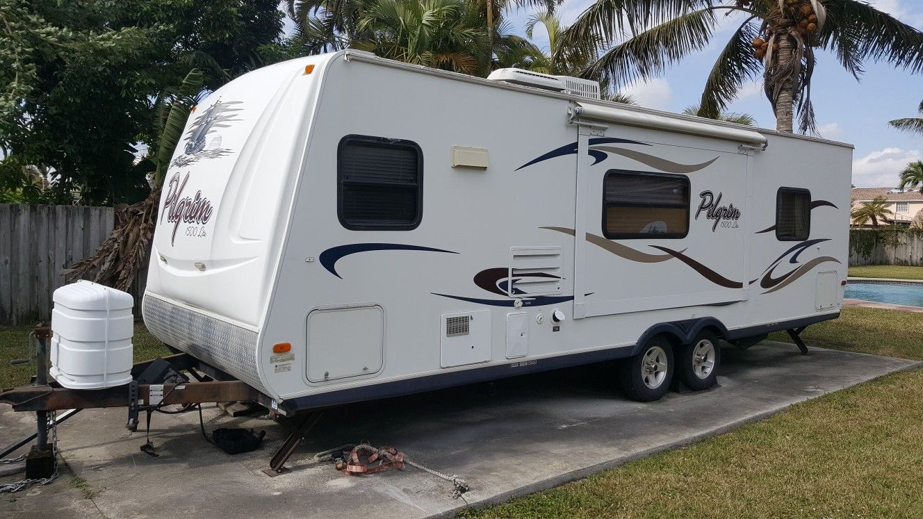 RV 2008 Pilgrim 1500 Lite 26PFK Travel Trailer for Sale in Miami, FL ...