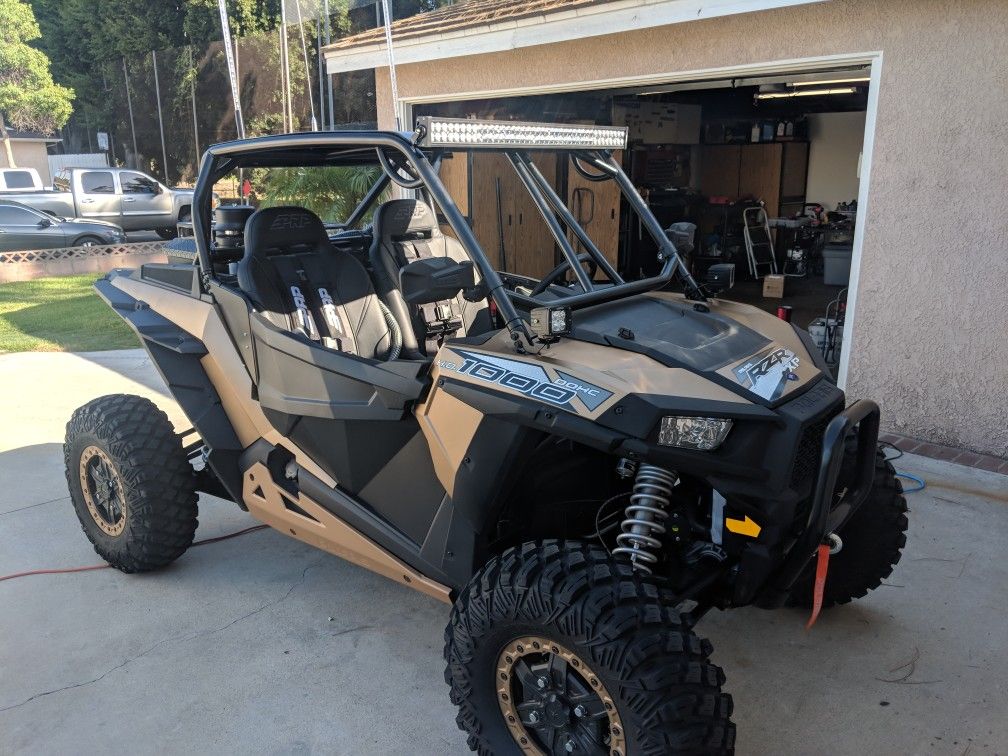 2017 Razor 1000 rock crawler edition for Sale in Anaheim, CA - OfferUp