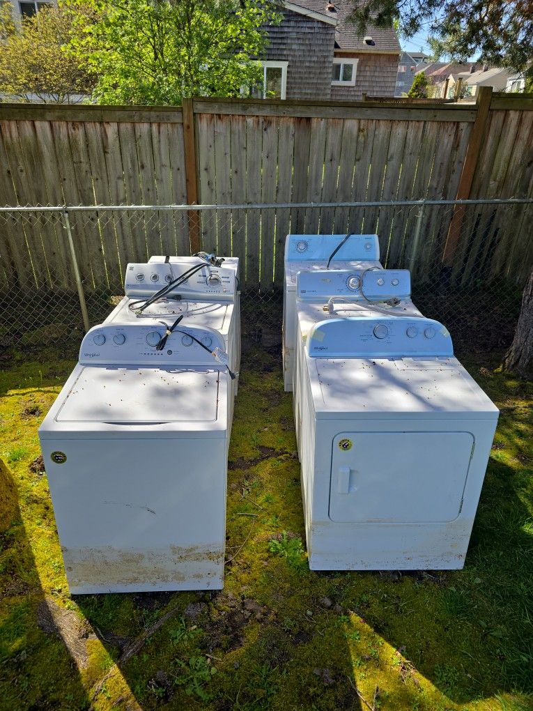 Free 3 Washer And 3 Dryers For Recycling for Sale in Seattle, WA - OfferUp