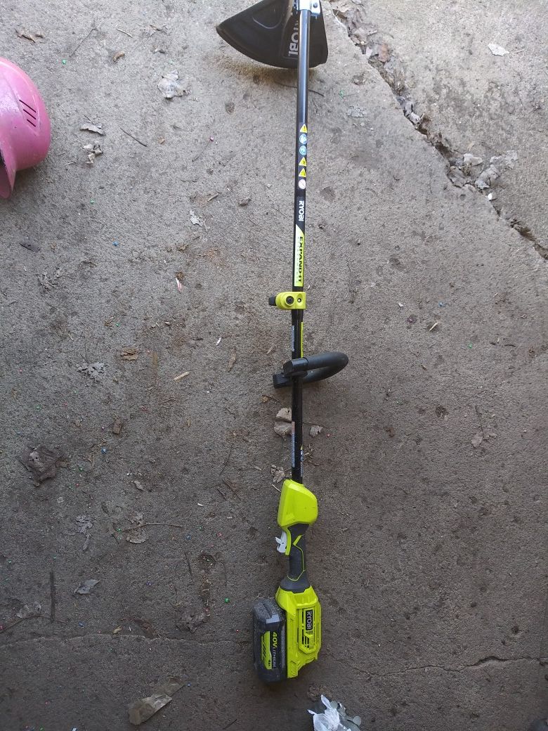 Ryobi expand-it 40v weed wacker. Electric with battery (no charger ...