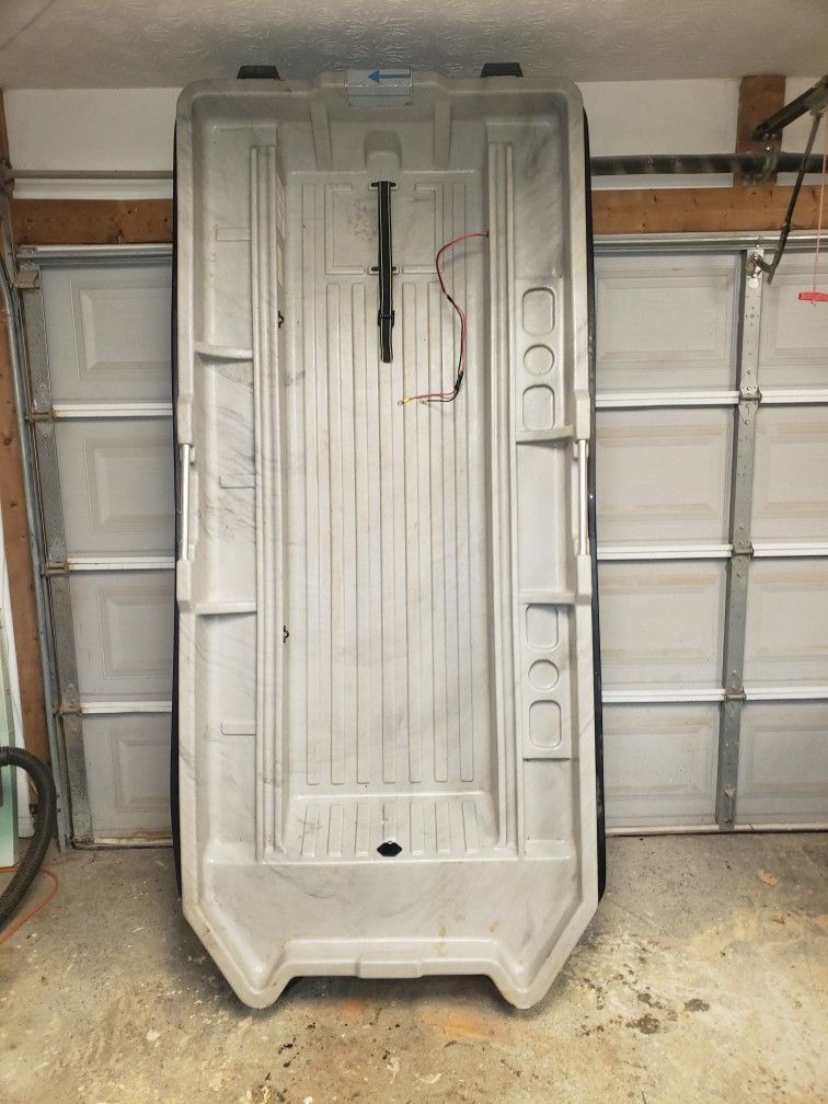 Pond Prowler 8 Fishing Boat With 40lb Thrust Motor for Sale in ...