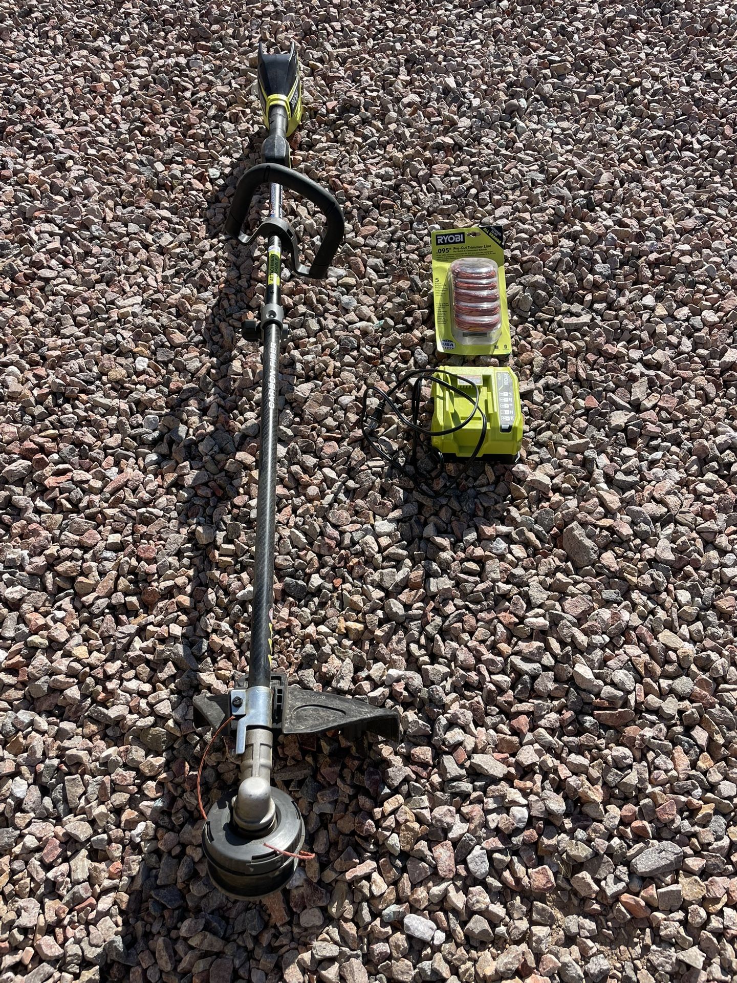 Ryobi Cordless Trimmer/ Weed Wacker for Sale in Tucson, AZ - OfferUp