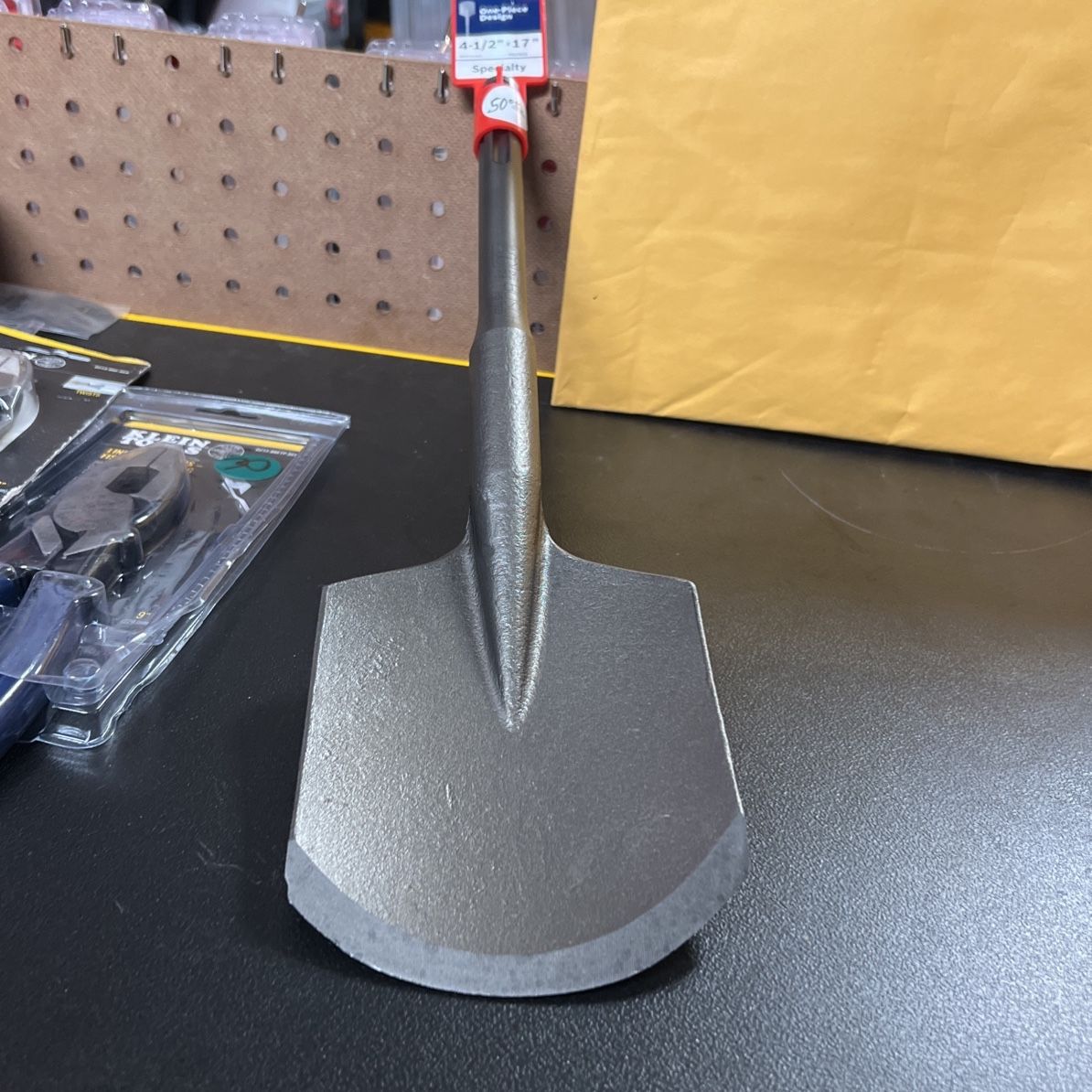 Bosch Hs1922 SDs-max Clay Spade 4-1/2”x 17” for Sale in San Bernardino ...